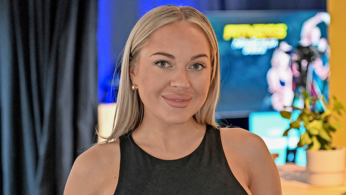 Erna Husko bikineissä kissatappelun jälkeen: ”Täällä kaikki hyvin” | Seiska