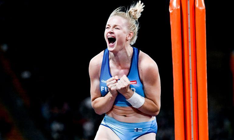 Wilma Murron, 24, yli 10 vuotta vanhempi miesystävä heitti Seiskalle ...