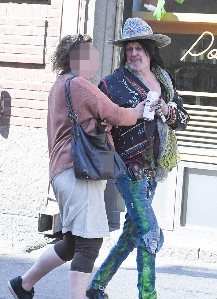 Andy McCoylla vauhdikas lonkeroaamiainen - ruskeaverikkö ui hanakasti ...